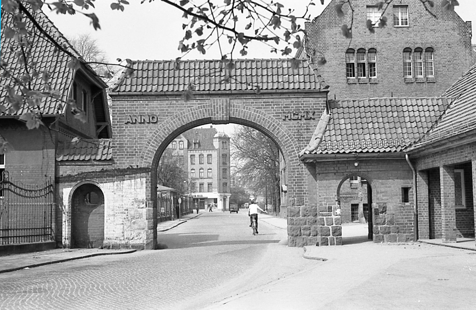 Gebäudefotos – MUG-Kiel